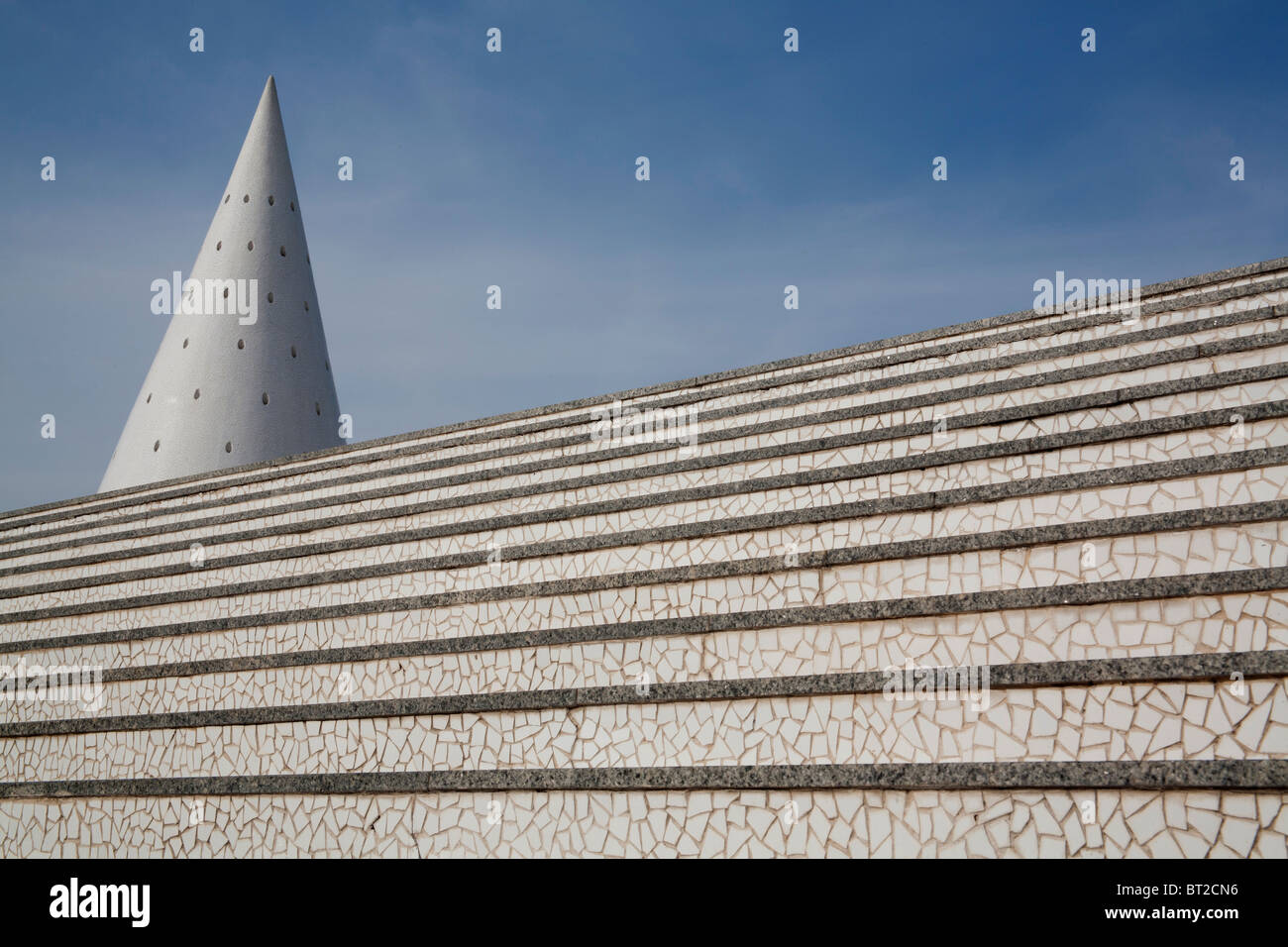 Conical sculpture hi-res stock photography and images - Alamy