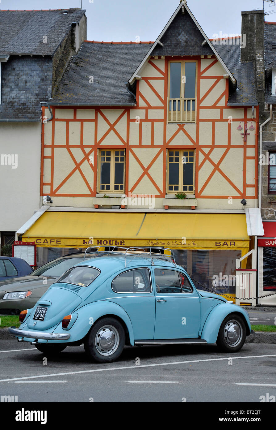 Roadside cafe france hi-res stock photography and images - Alamy