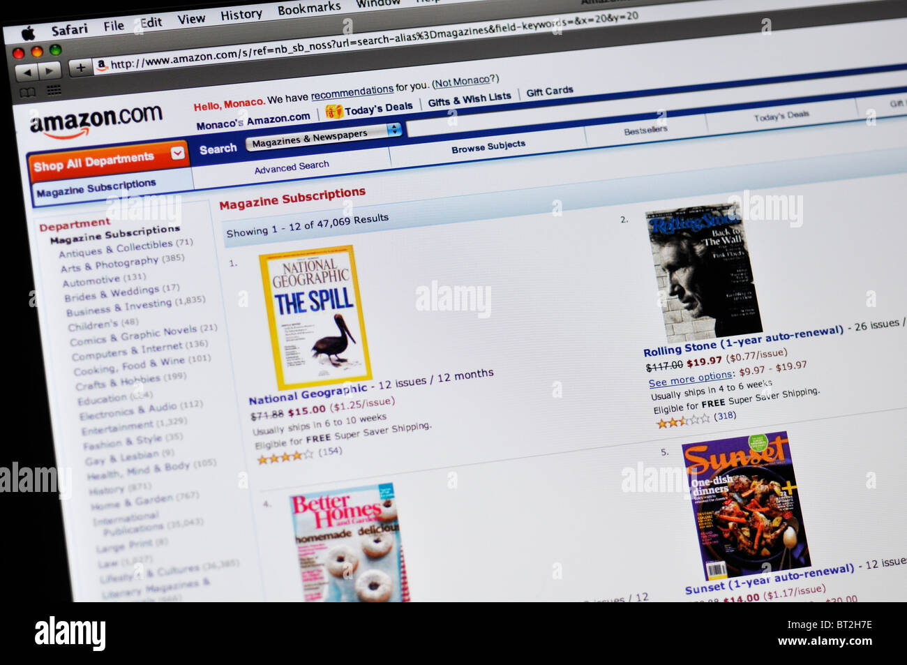 Online shopping website screen books hi-res stock photography and ...