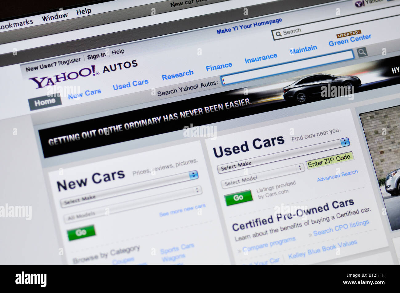 Yahoo used cars online store Stock Photo - Alamy