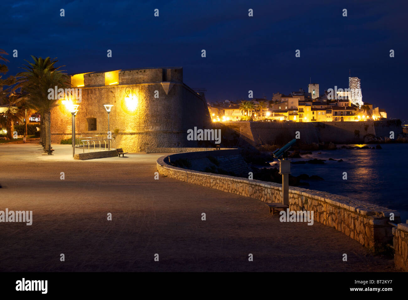 Riviera city hi-res stock photography and images - Alamy