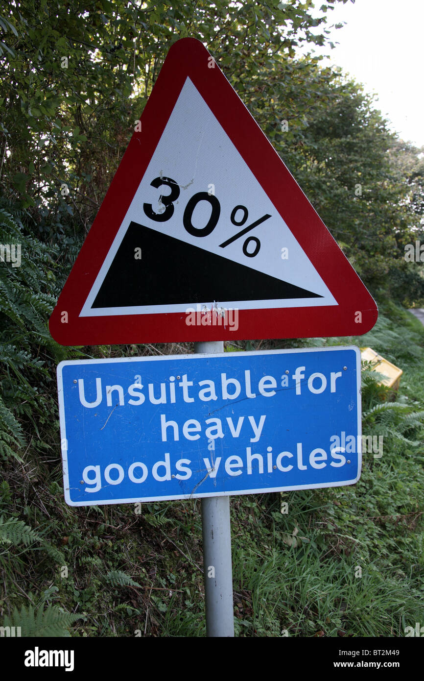 Steep hill sign hi-res stock photography and images - Alamy