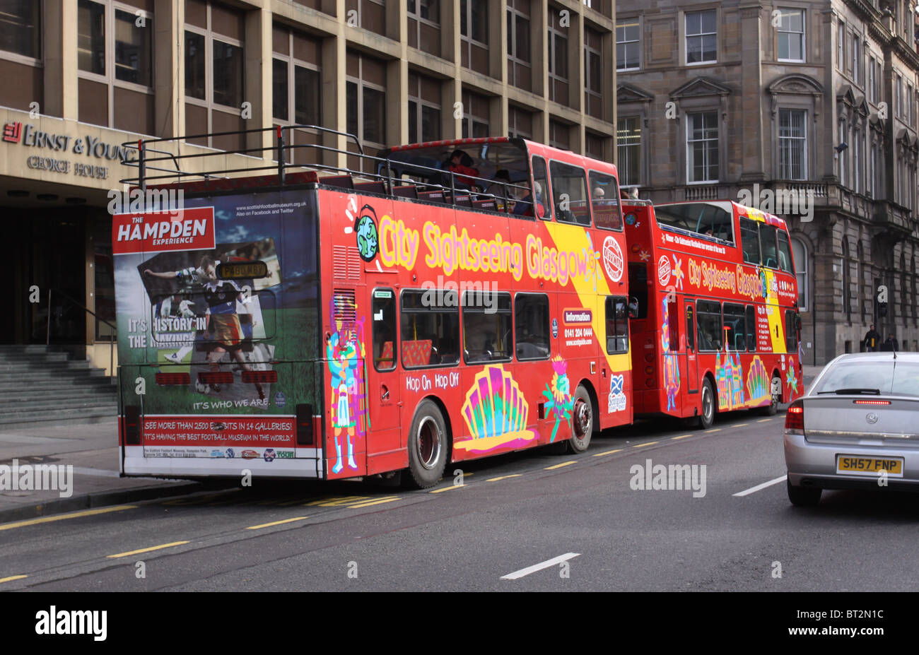Glasgow open top bus hi-res stock photography and images - Alamy