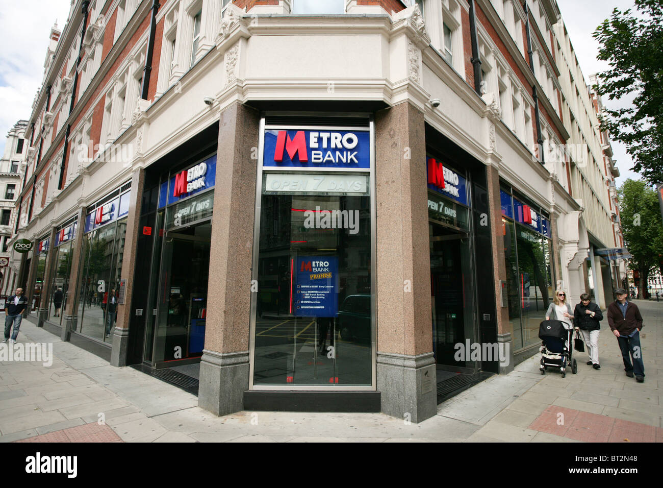 Metro Bank, Holborn, London, UK Stock Photo - Alamy