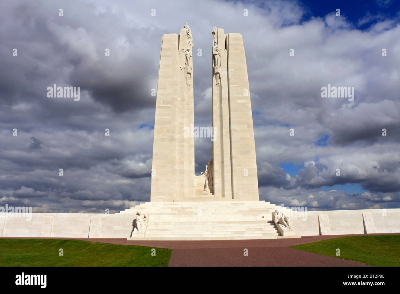 Memorial to Canadian Expeditionary Force soldiers who died in The ...