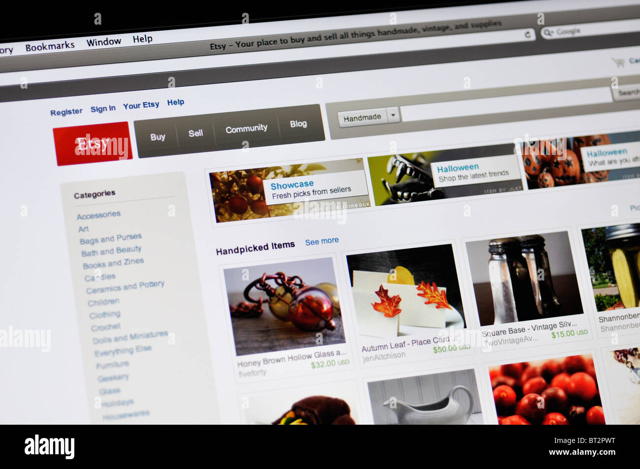 Etsy hi-res stock photography and images - Alamy