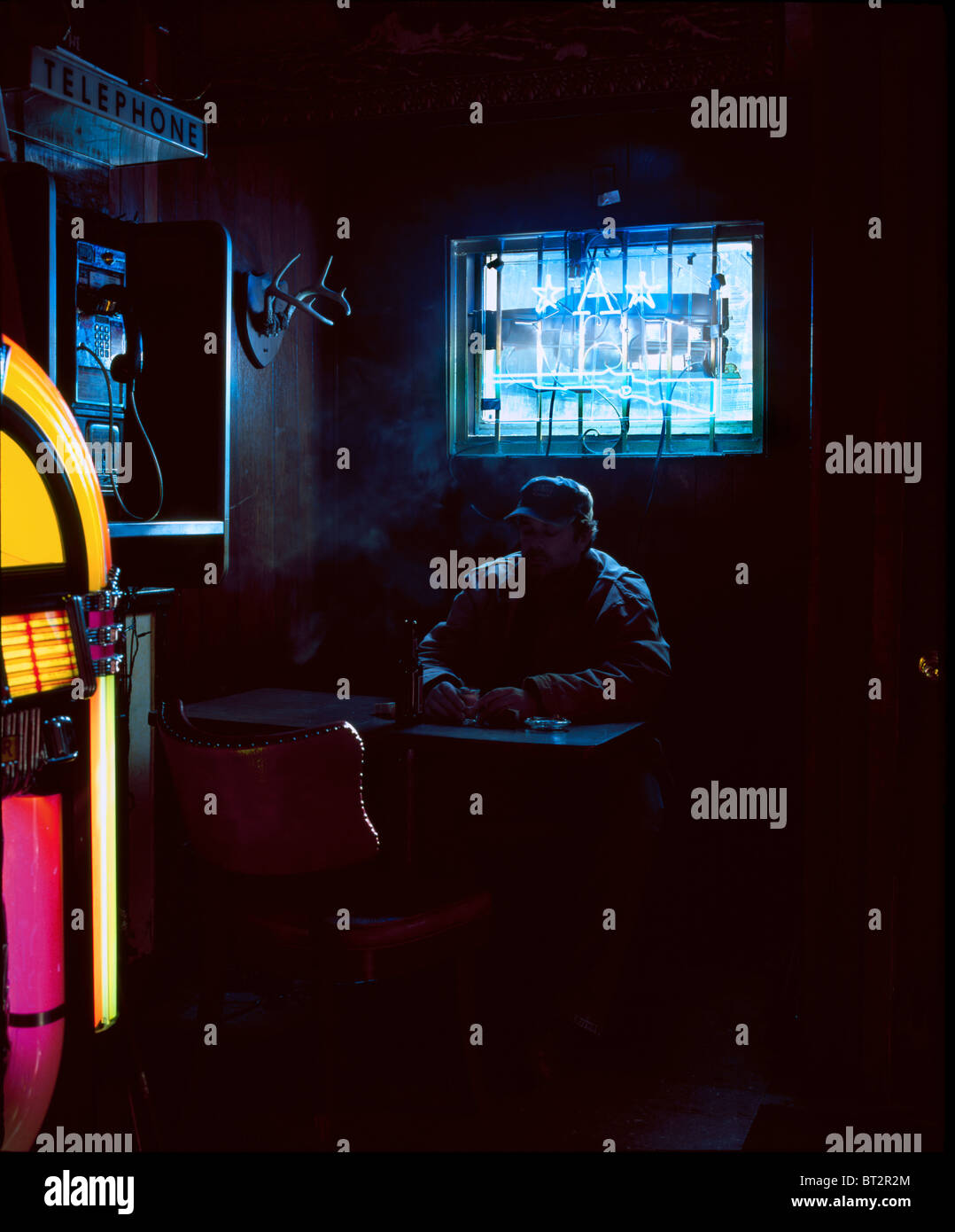 Dive bar interior hi-res stock photography and images - Alamy