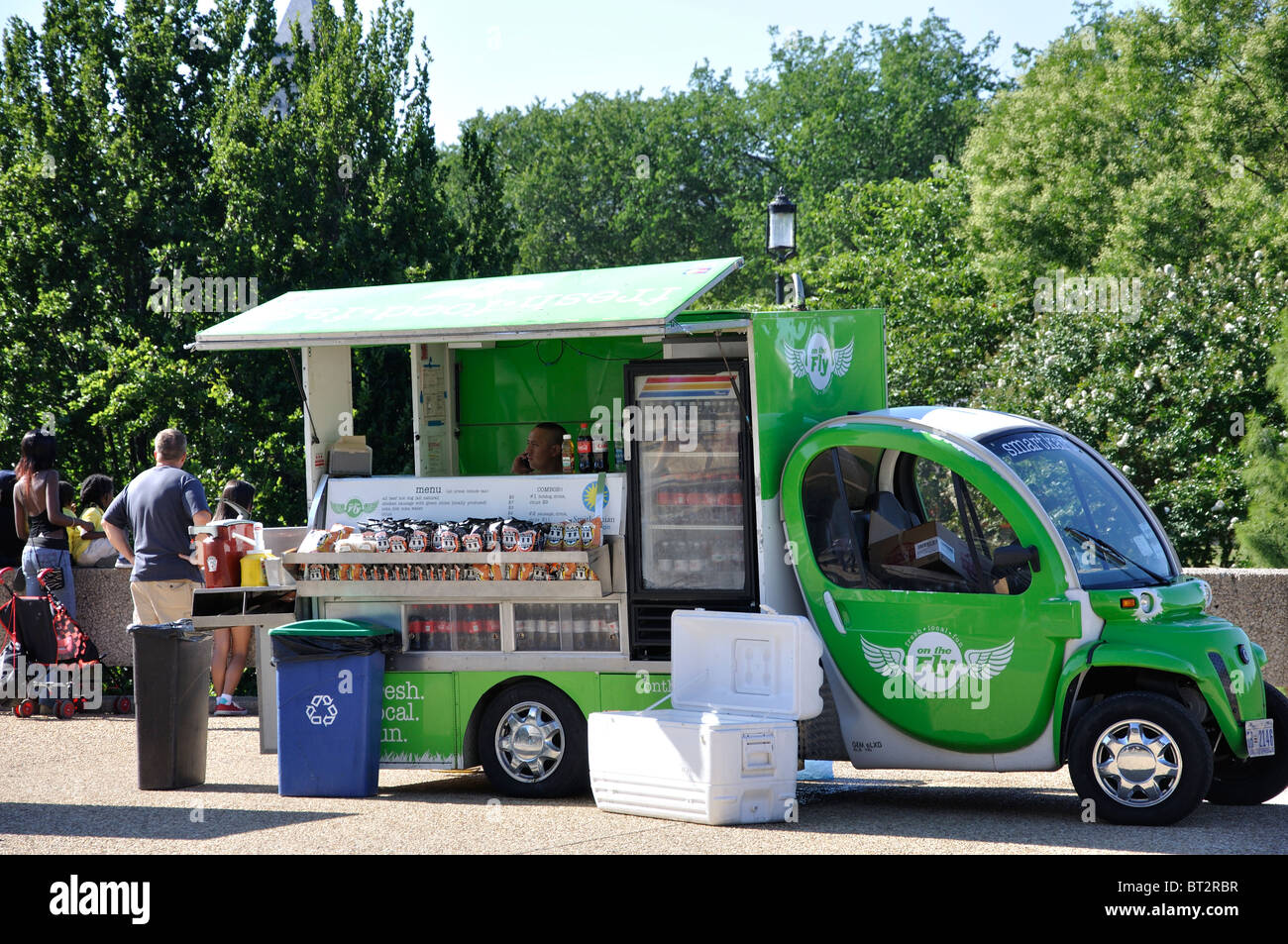 Food stand snacks washington dc hi-res stock photography and images - Alamy