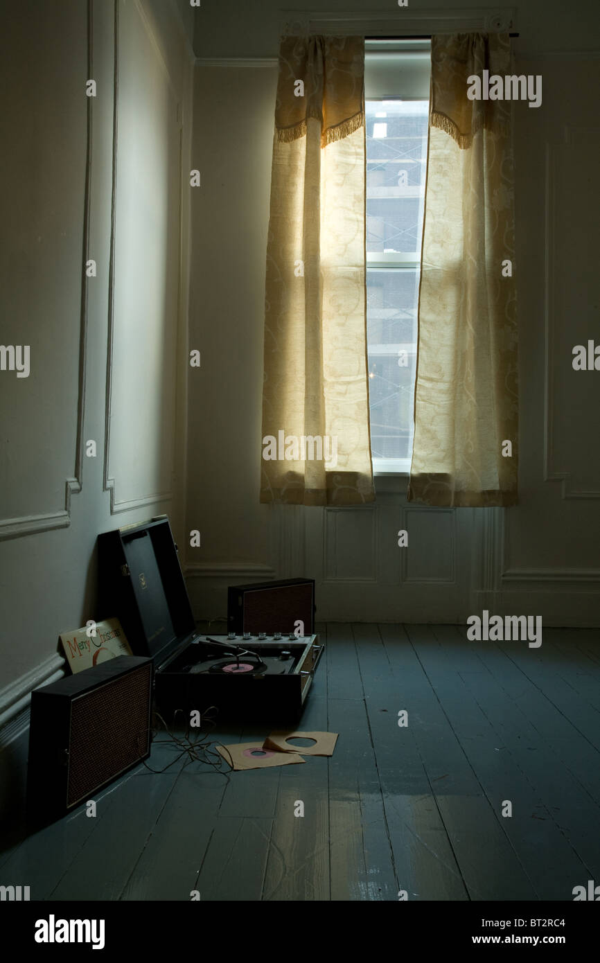 record player in empty room Stock Photo - Alamy