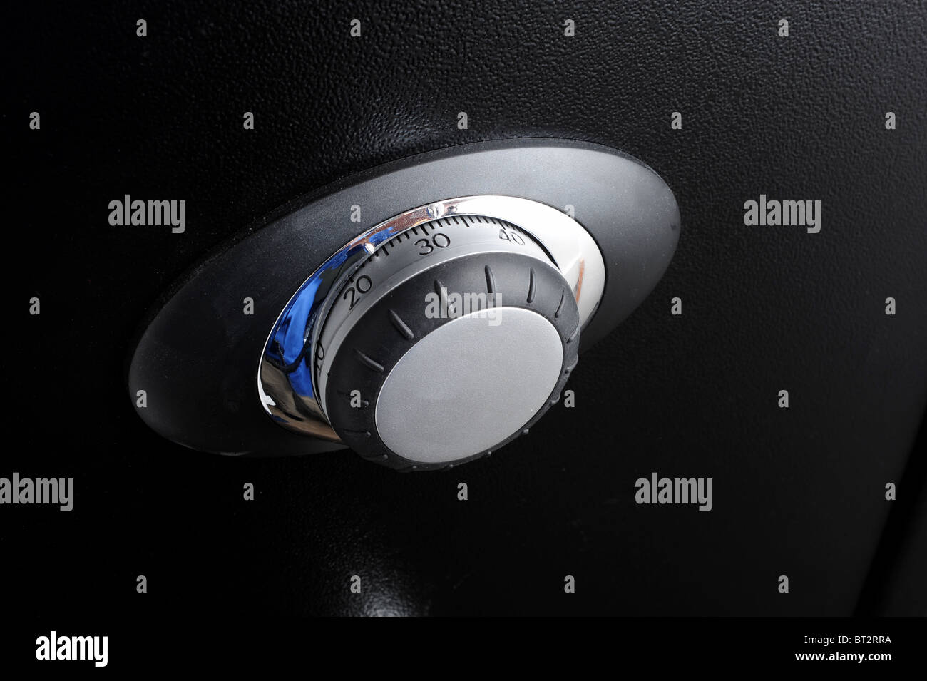 Safe dial hi-res stock photography and images - Alamy