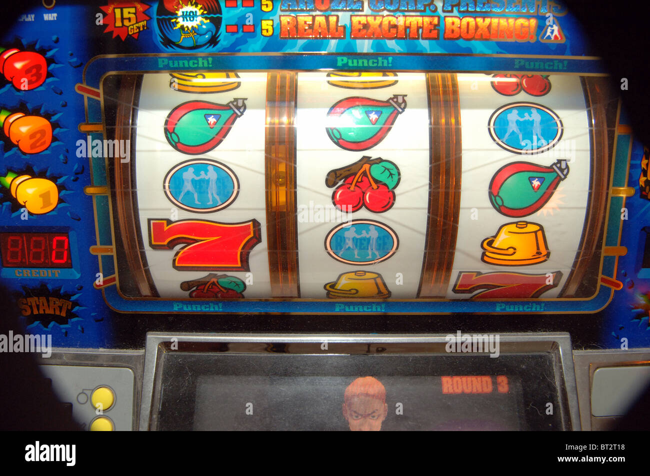 Gamble machine hi-res stock photography and images - Alamy