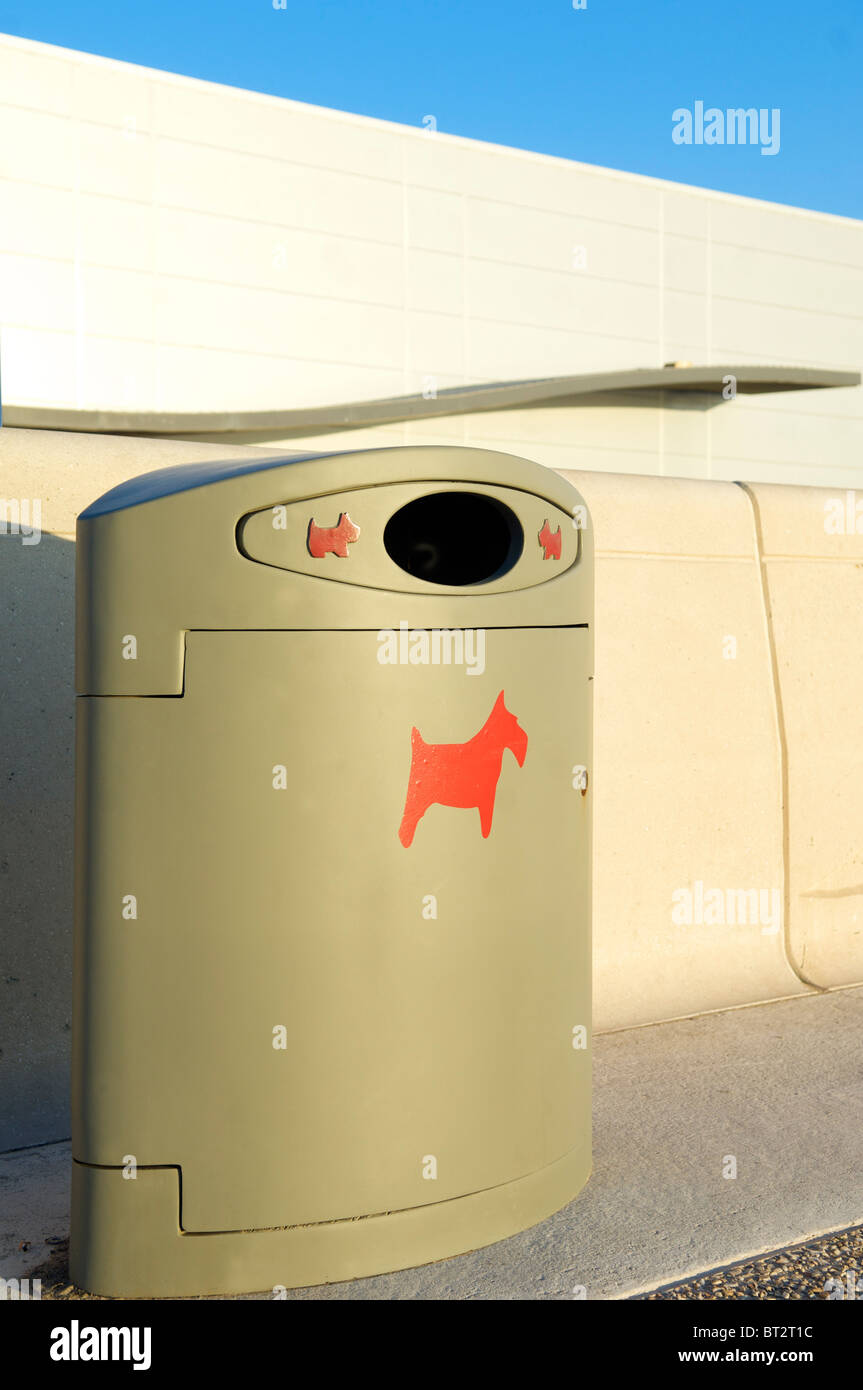 Dog toilet clean up station on Cleveleys seafront Stock Photo - Alamy