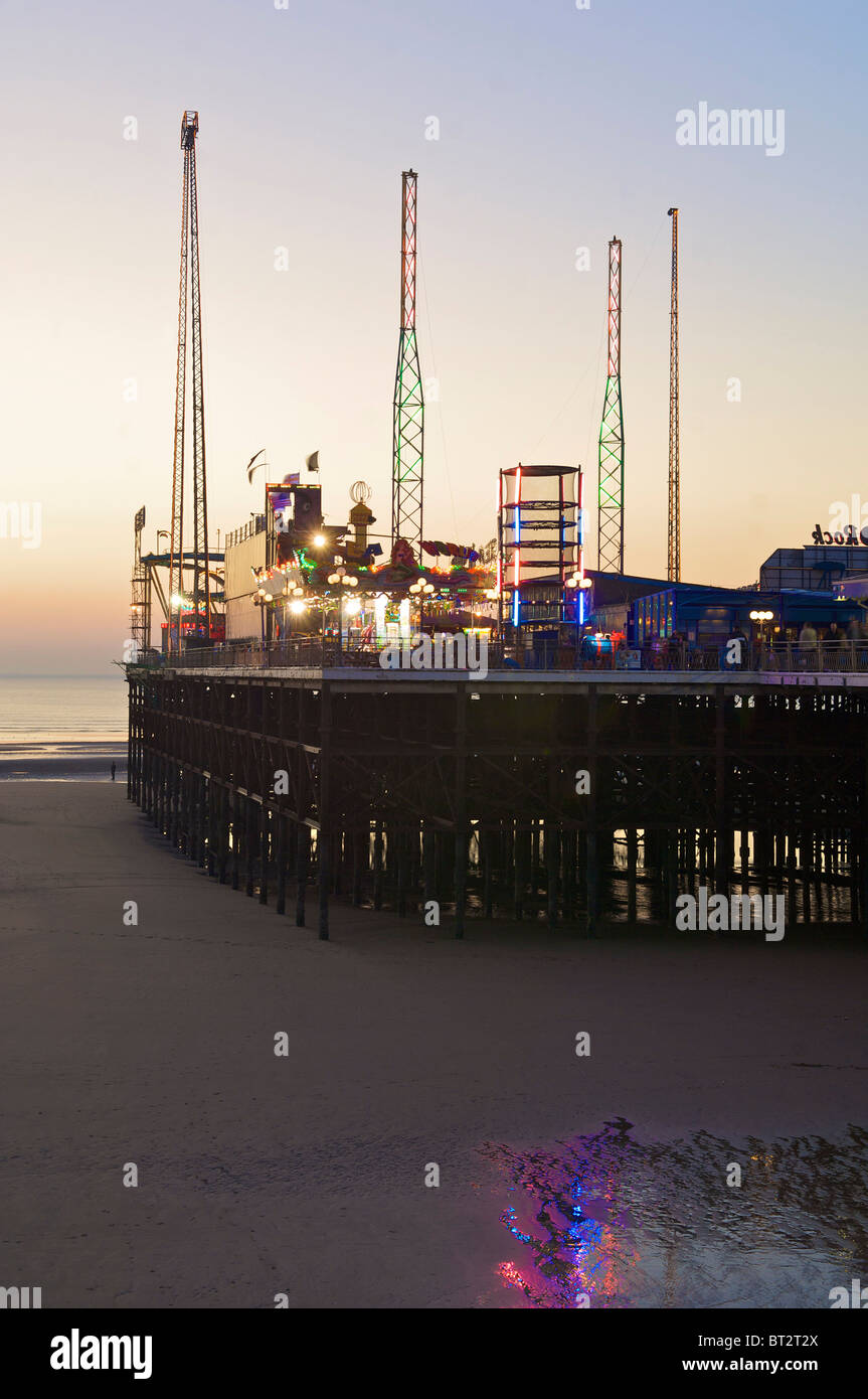 South pier Blackpool at dusk during the illuminations Stock Photo - Alamy
