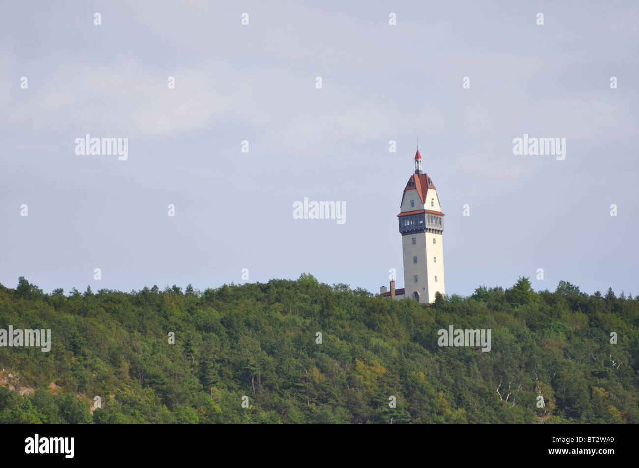 Heublein Tower, Talcott Mountain State Park, Avon, Connecticut, USA ...