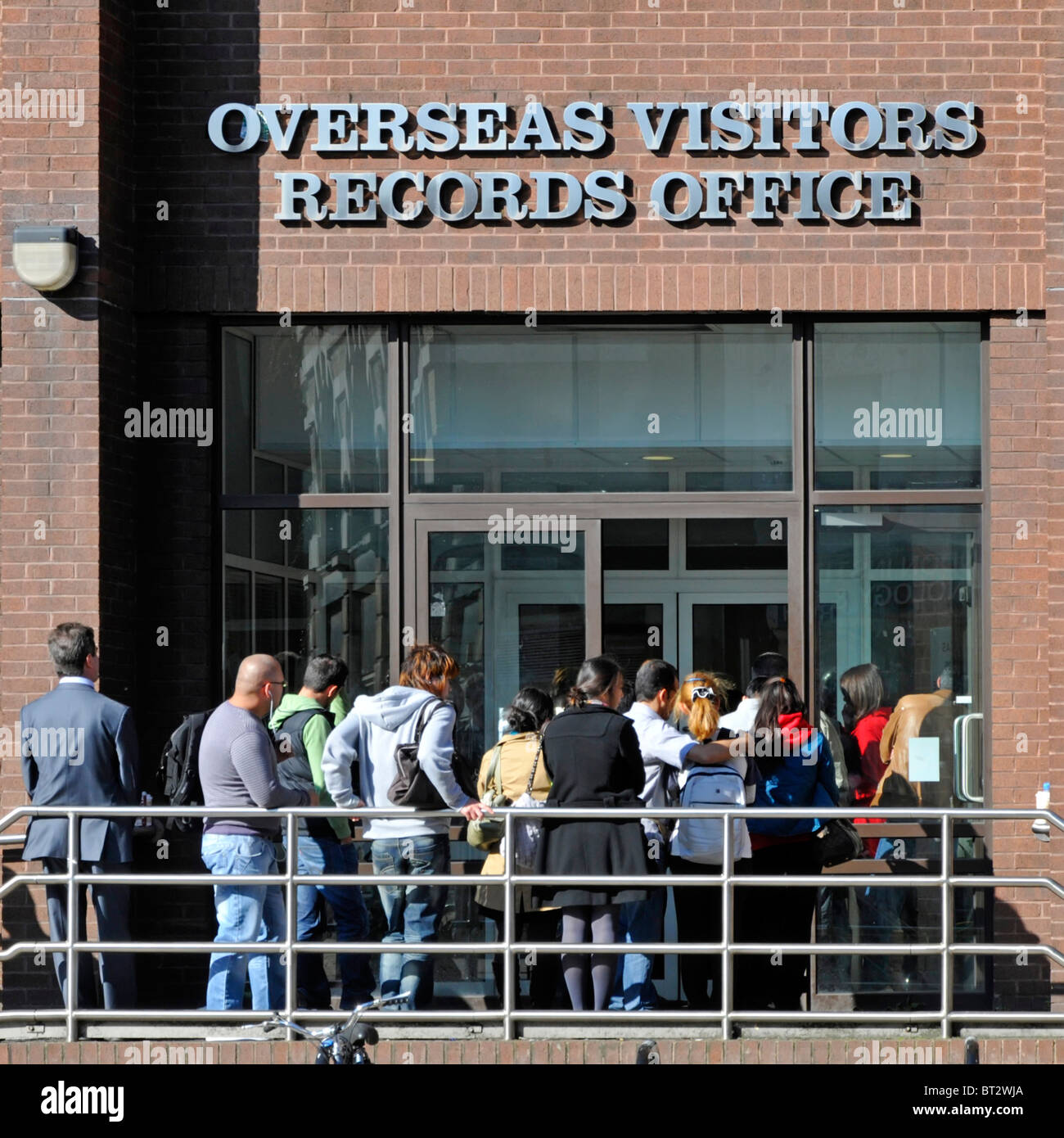Foreign office building london exterior hi-res stock photography and ...