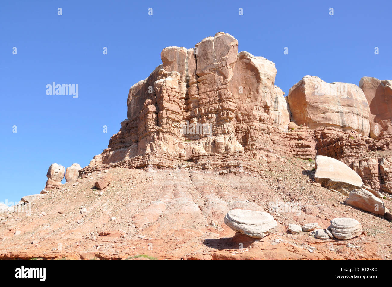 Round rock formation erosion bluff hi-res stock photography and images ...