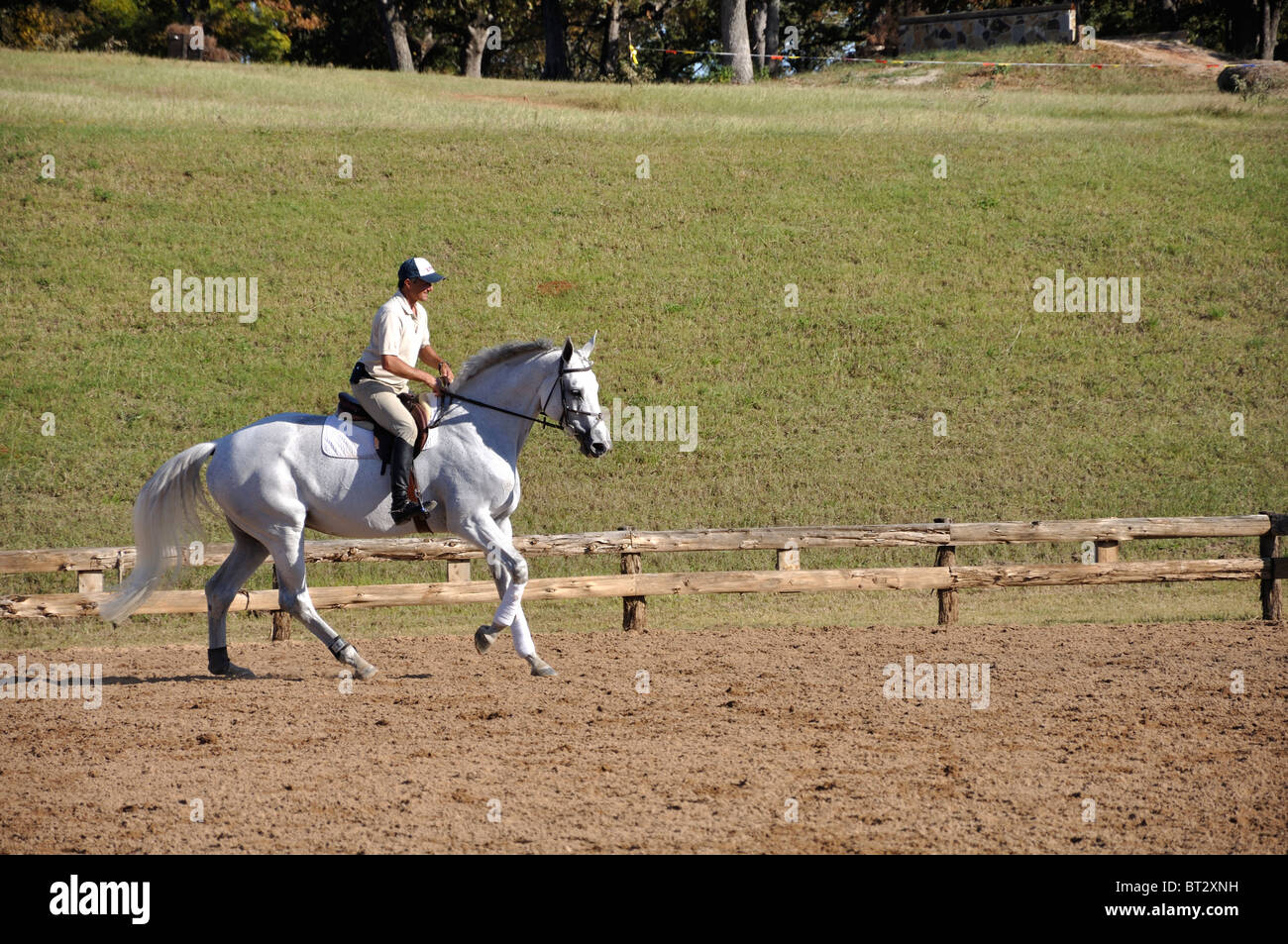 Horse riding competitions hi-res stock photography and images - Alamy