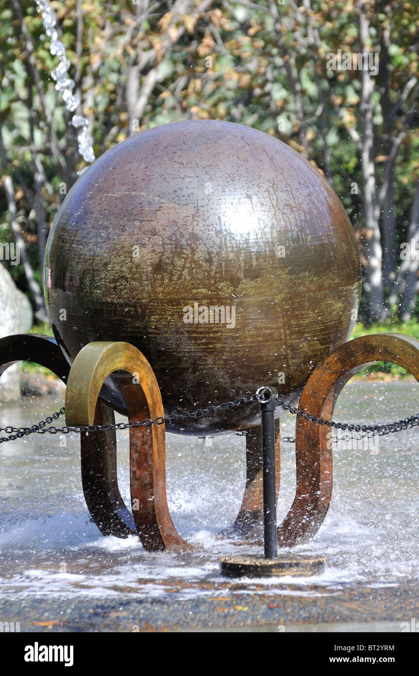 Fountain, Dallas Arboretum, Texas, USA Stock Photo - Alamy