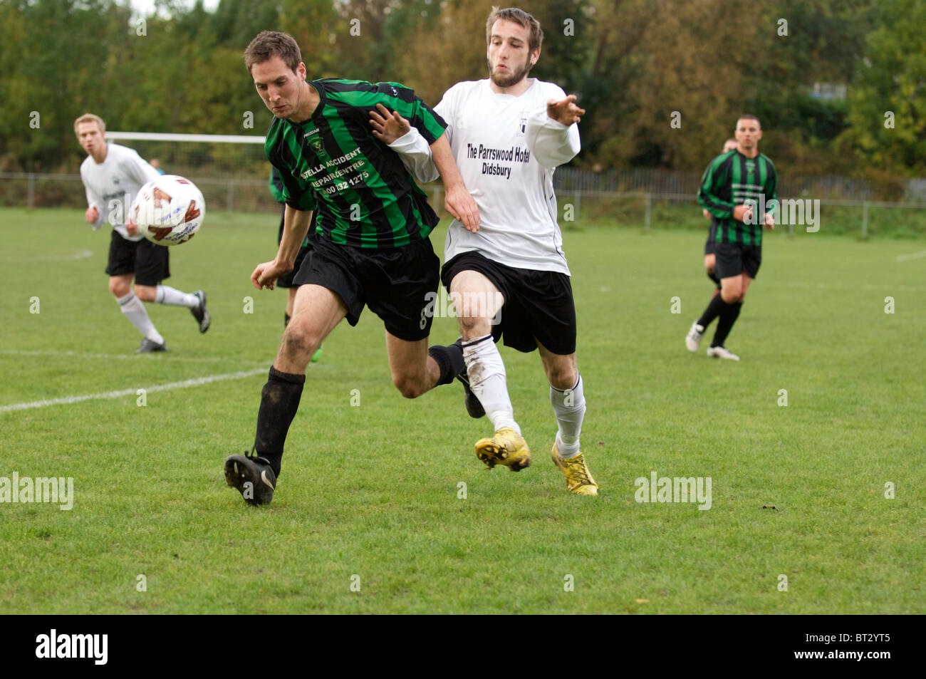 Football attacker hi-res stock photography and images - Alamy