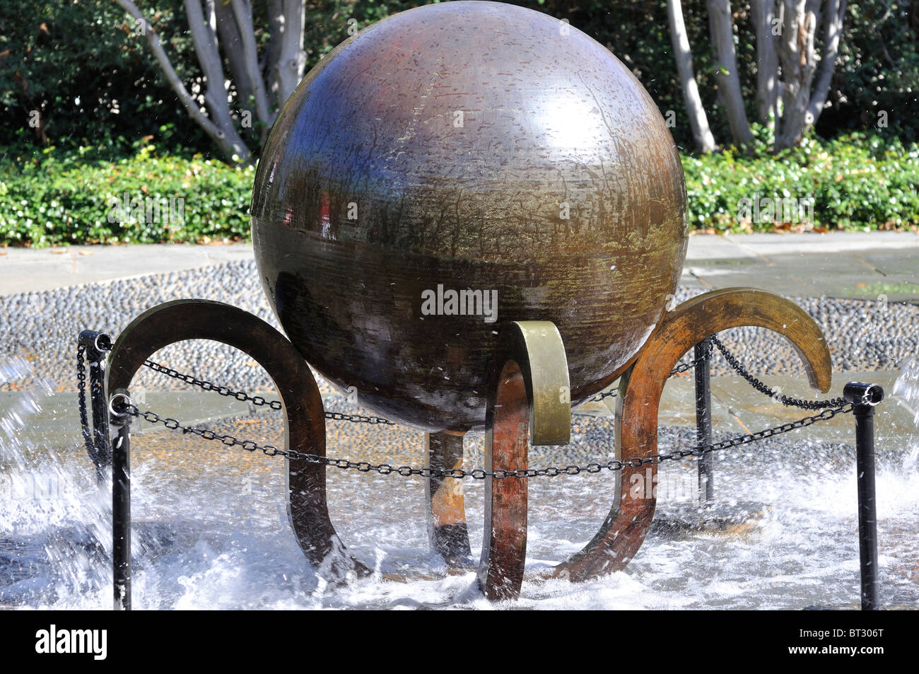 Fountain, Dallas Arboretum, Texas, USA Stock Photo - Alamy