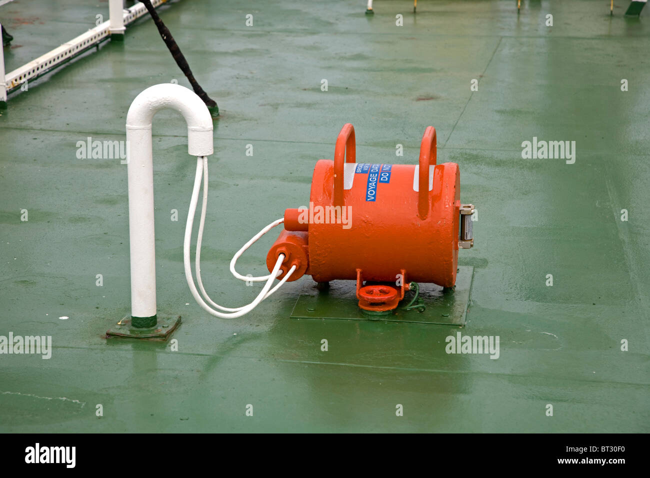 Ships black and hi-res stock photography and images - Alamy