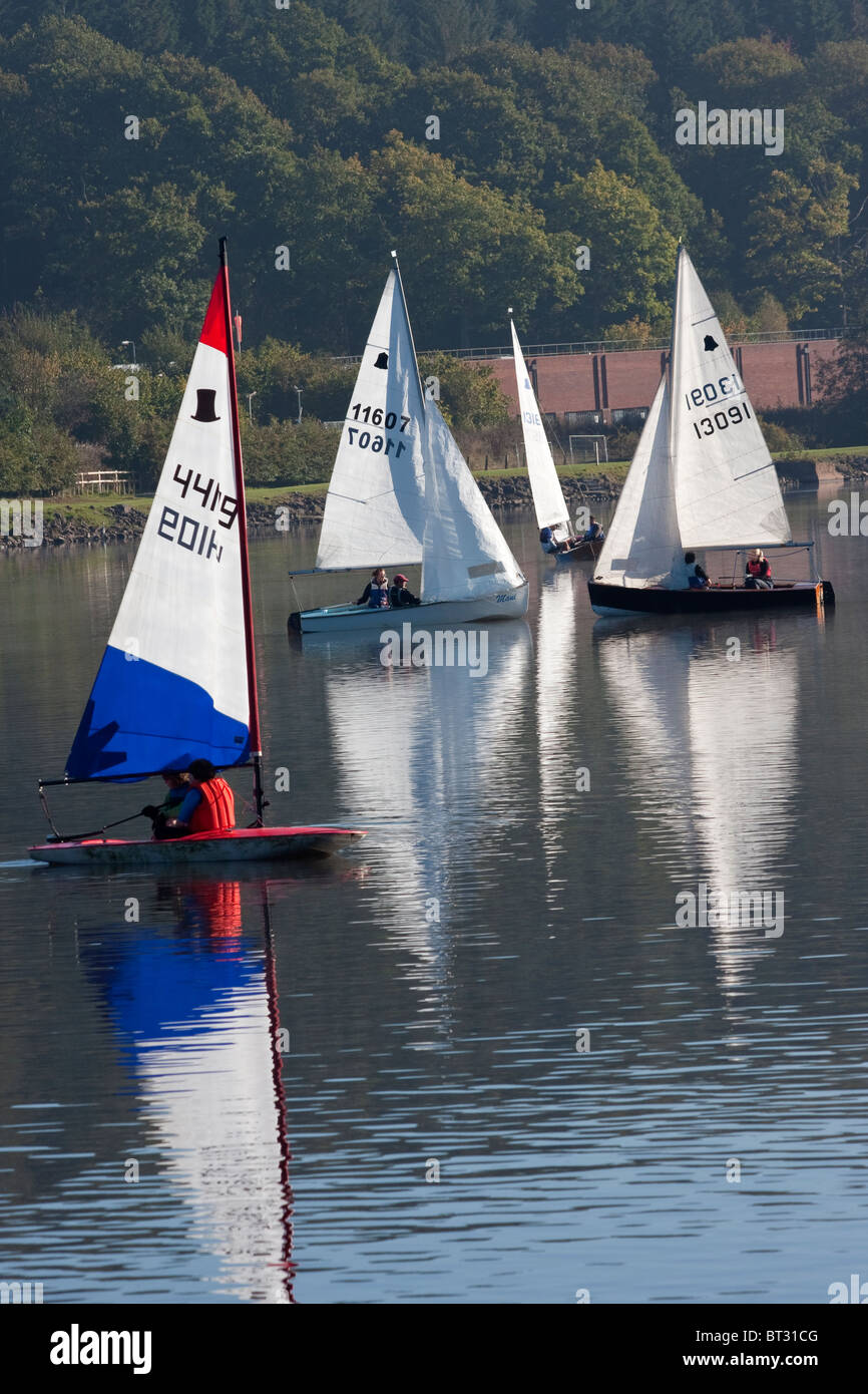 Small sailing dinghies on a reservoir Stock Photo - Alamy