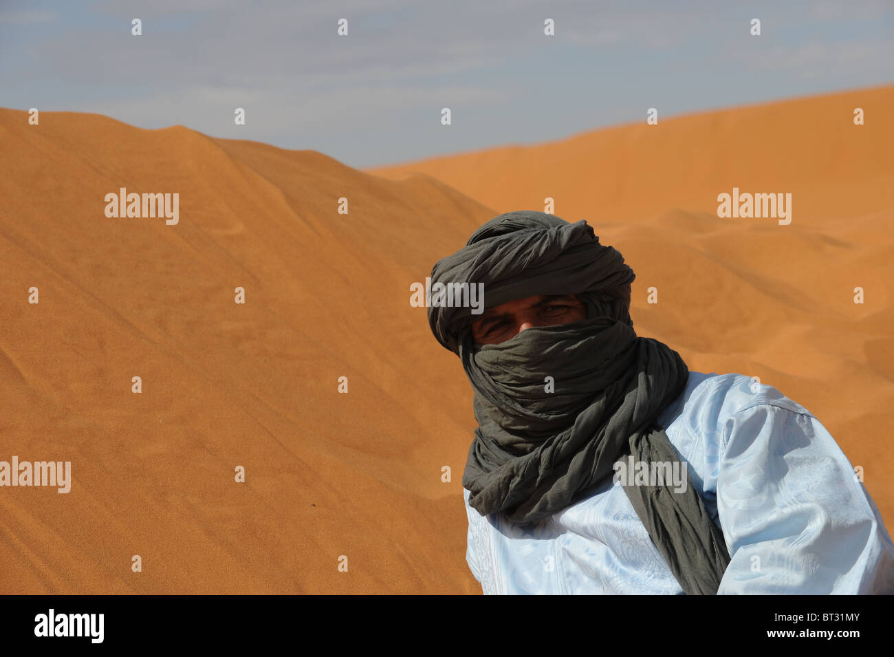 Berber in the desert hi-res stock photography and images - Alamy
