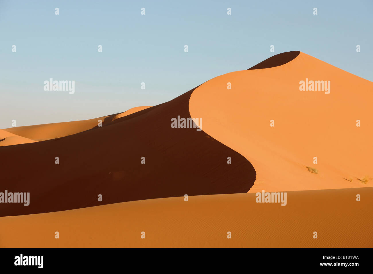 Shapes in desert hi-res stock photography and images - Alamy