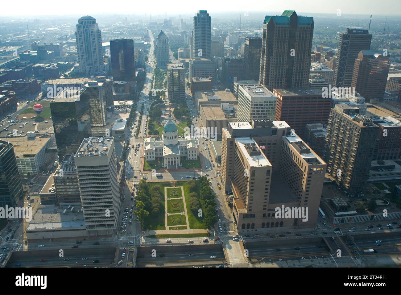 St louis arch hi-res stock photography and images - Alamy