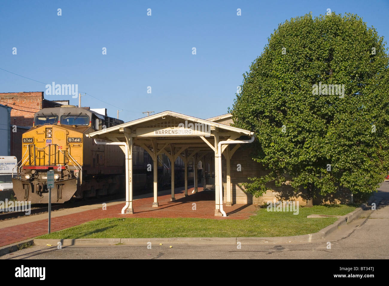 Mo Train Depot Railroad Track High Resolution Stock Photography and ...