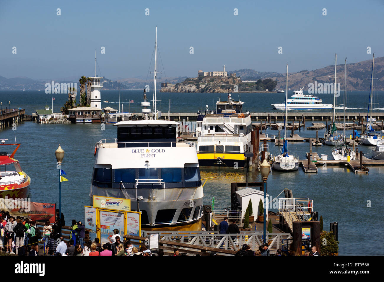 Ferries at Pier 39 in Fisherman's Wharf in San Francisco in California ...