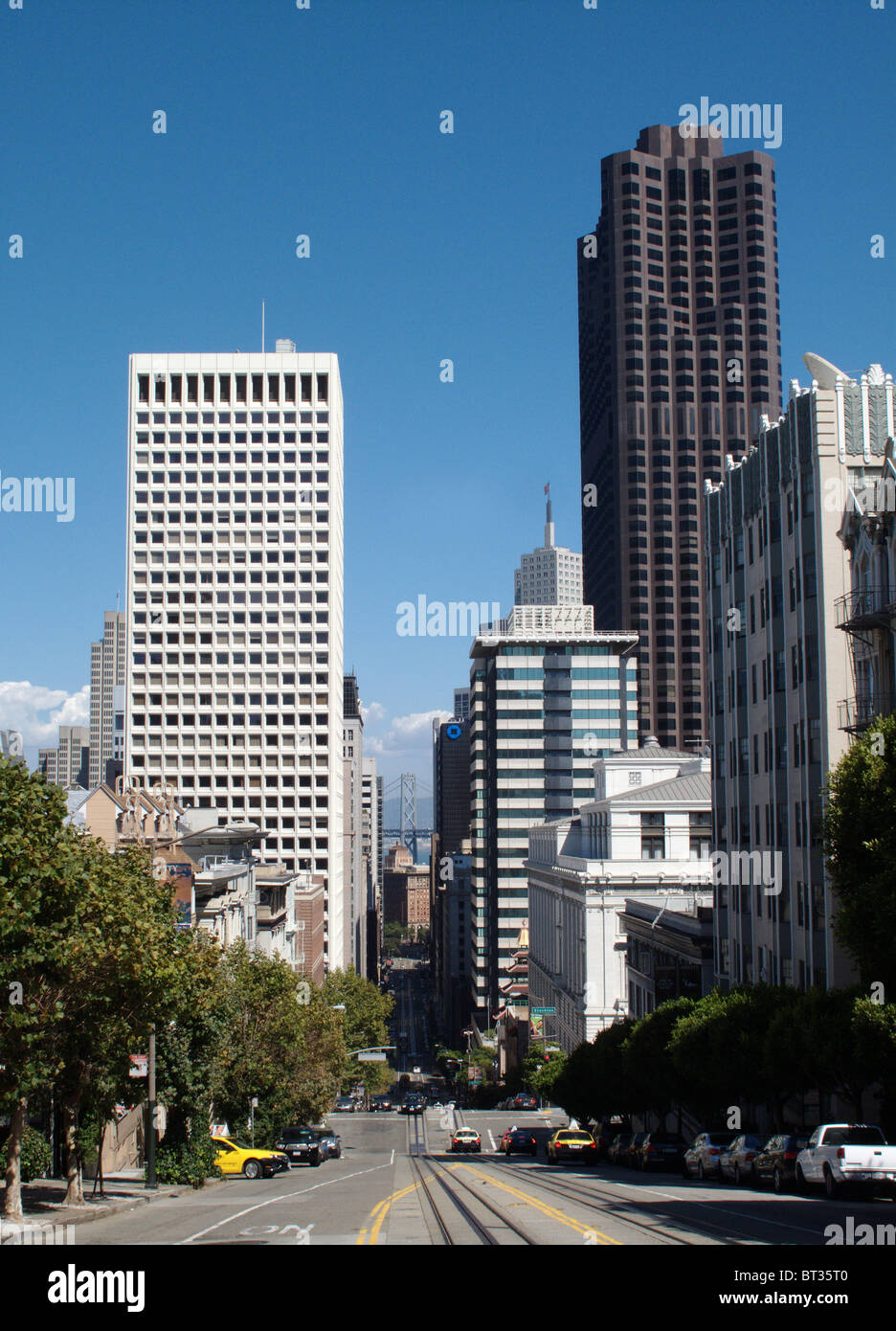 Tall buildings in San Francisco city centre in California, United ...
