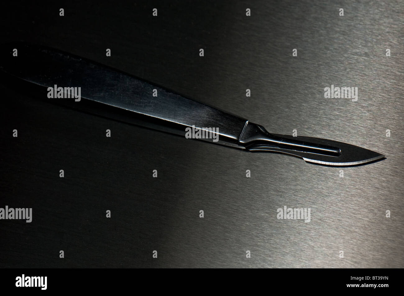 Surgery Operation Scalpel Stock Photos & Surgery Operation Scalpel ...