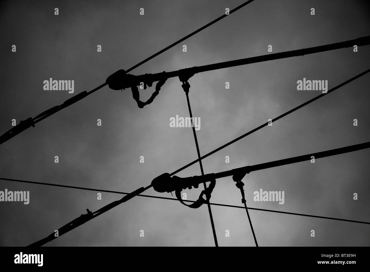 Trolley bus wires hi-res stock photography and images - Alamy