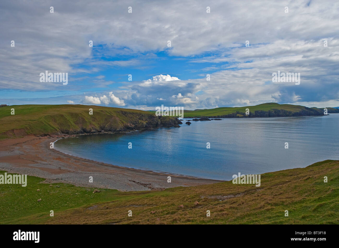 Beach in a bay. Summer, sun. Shetland, Great Britain Stock Photo - Alamy