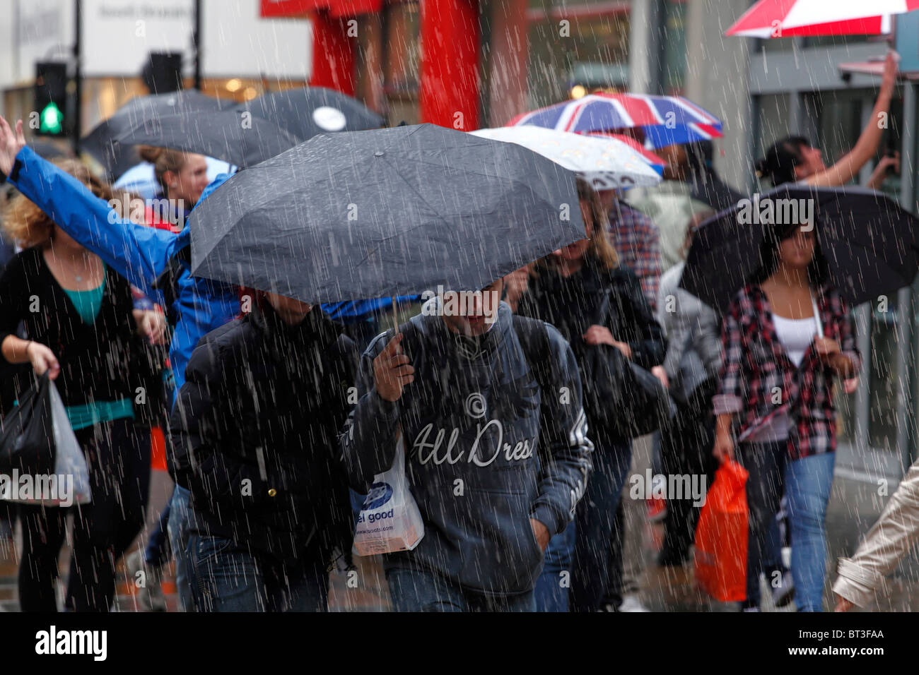 Cold and damp hi-res stock photography and images - Alamy