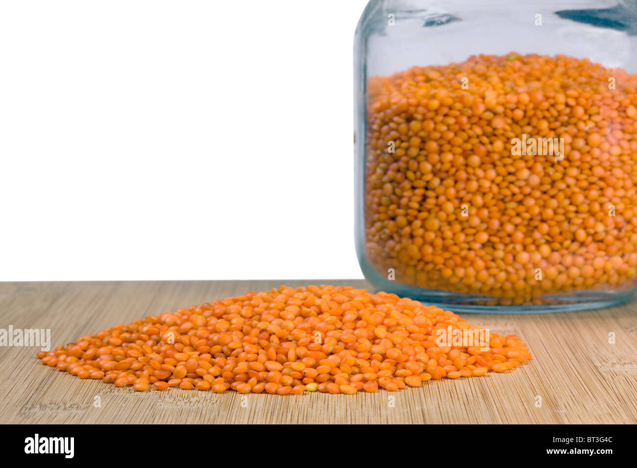Closeup pulse red lentils hi-res stock photography and images - Alamy