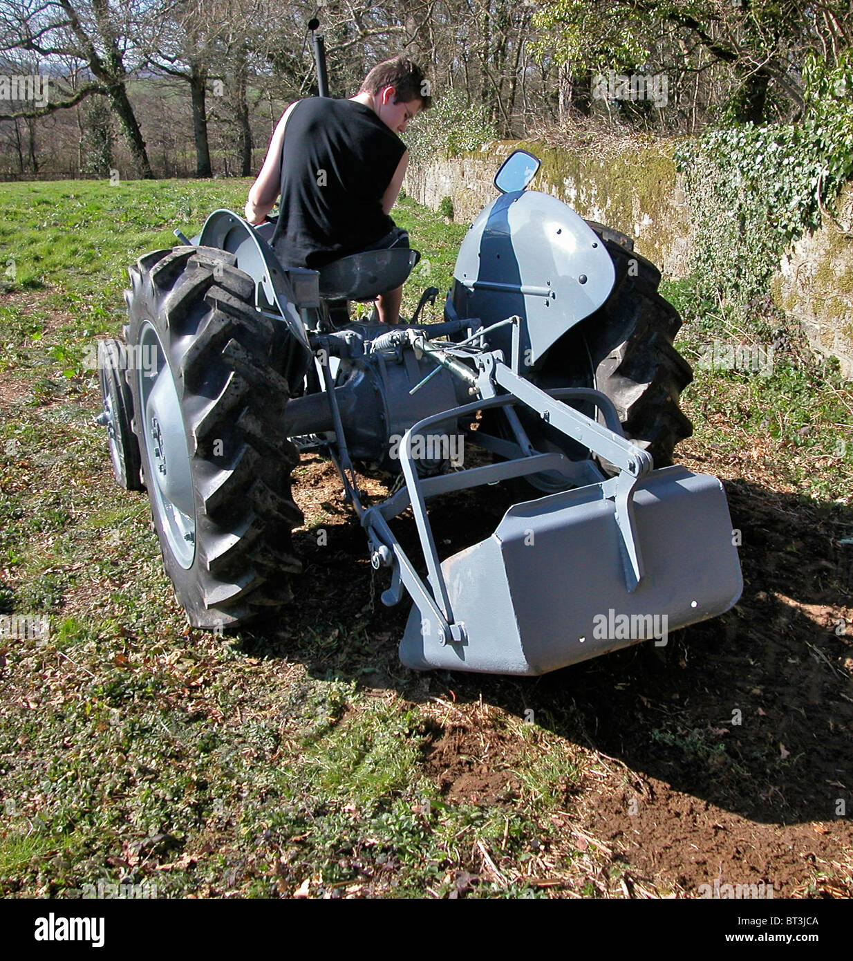 A 1948 Ferguson TEA tractor still working in Sussex. Known as a little ...