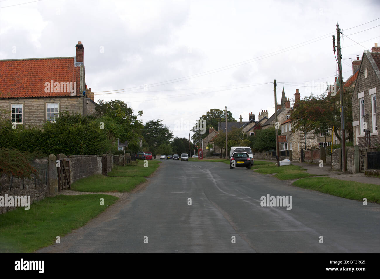 Appleton Le Moors high street Stock Photo - Alamy