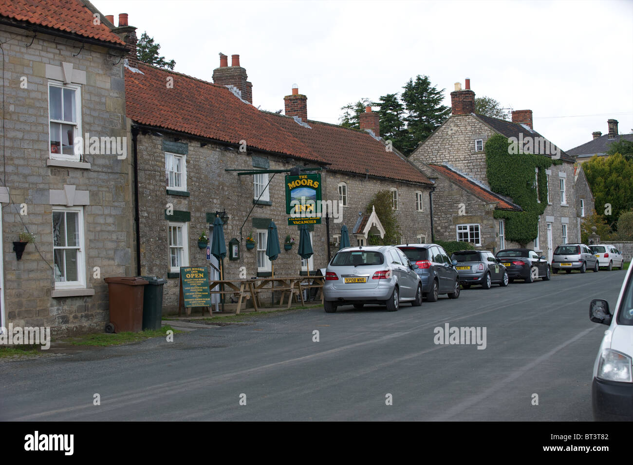 The Moors Inn Appleton Le Moors North Yorkshire Stock Photo - Alamy