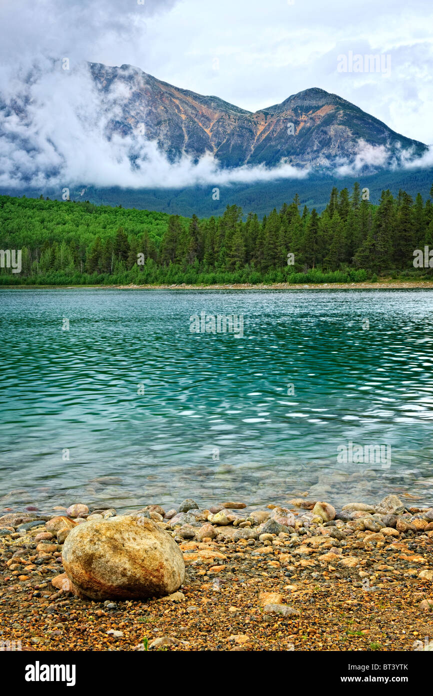 Patricia lake pyramid mountain jasper hi-res stock photography and ...