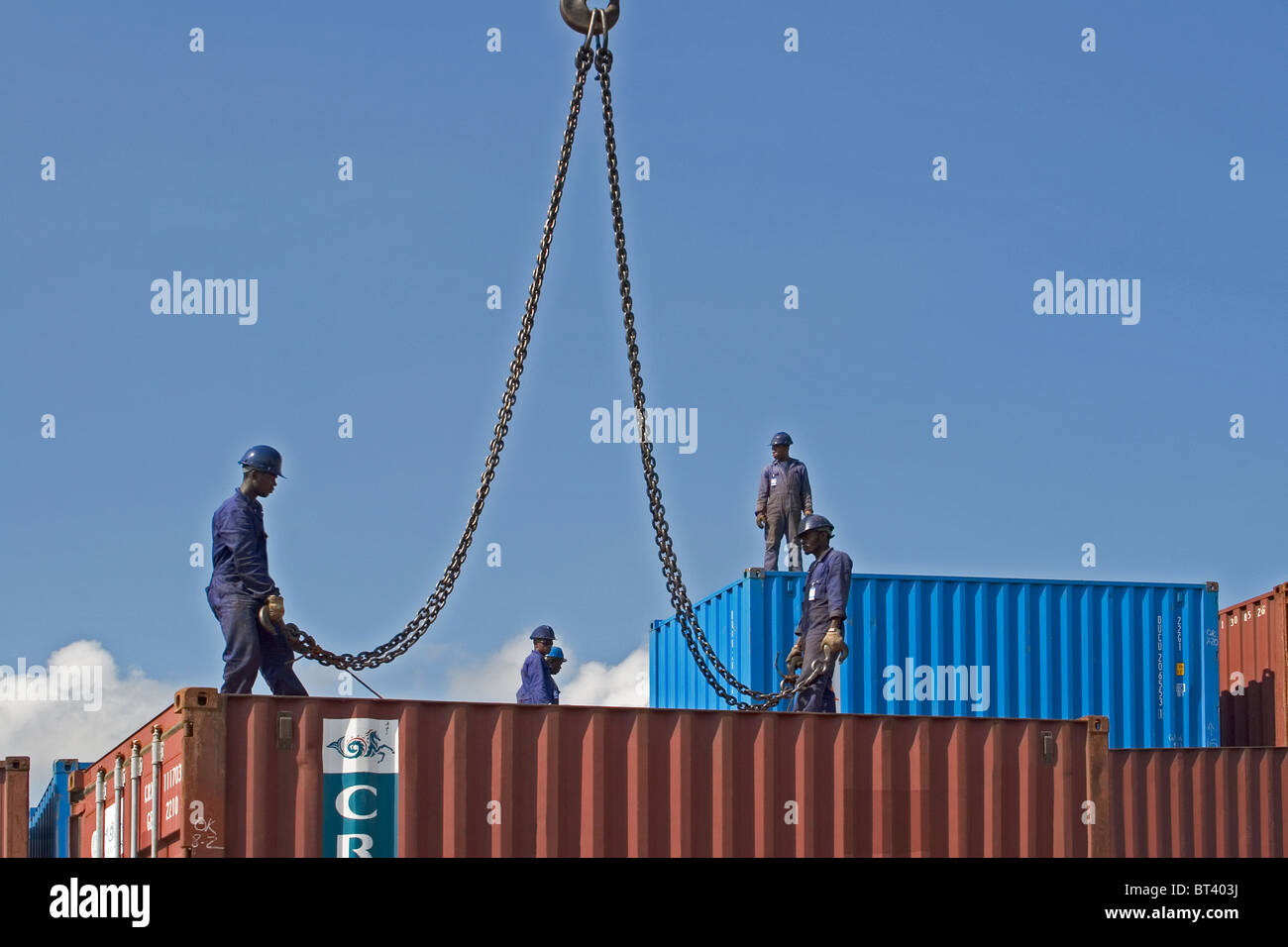 Stevedores hi-res stock photography and images - Alamy