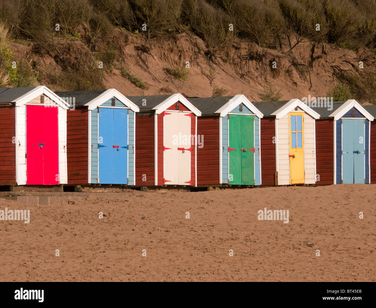beach huts saunton sands devon Stock Photo - Alamy