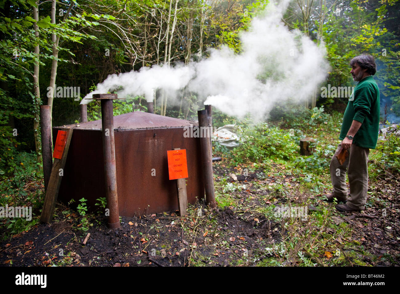 Charcoal burning in woods hi-res stock photography and images - Alamy