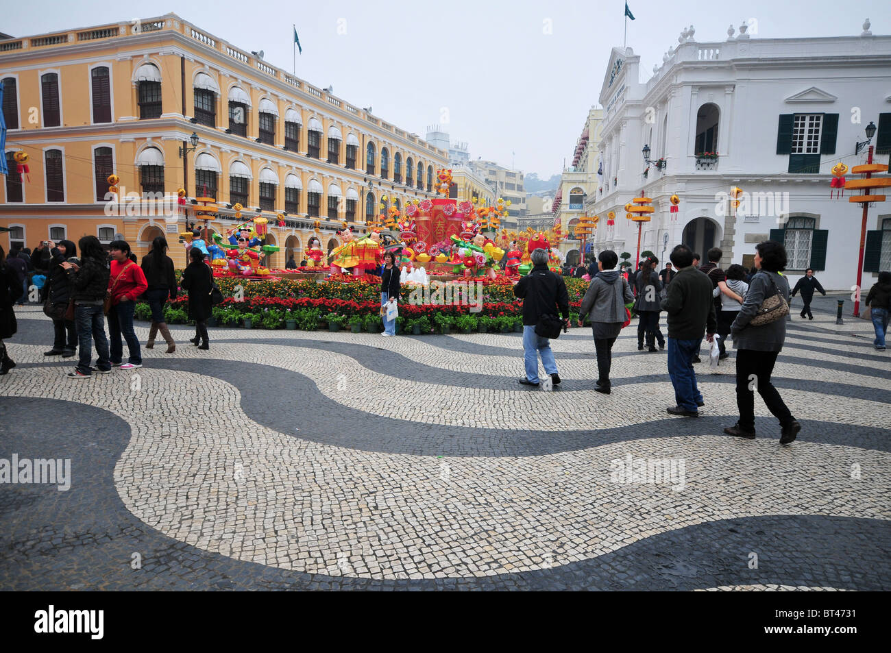 Square fountain macao hi-res stock photography and images - Alamy