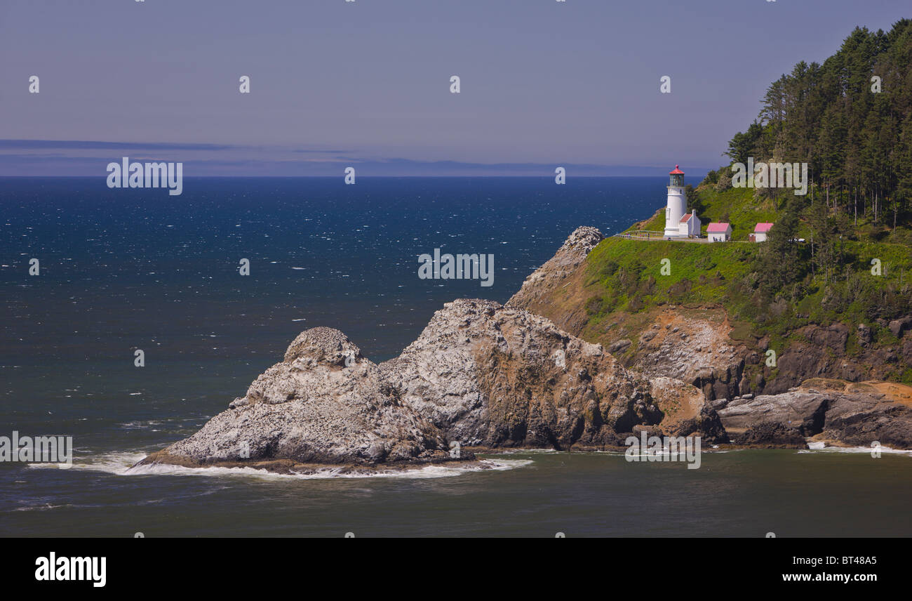 HECETA HEAD, OREGON, USA - Heceta Head lighthouse on Oregon coast Stock ...