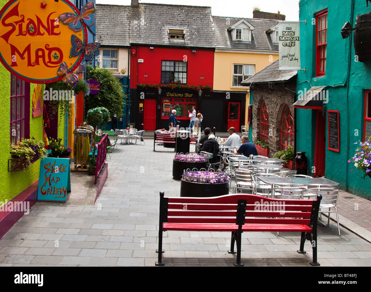 Cork street gallery hi-res stock photography and images - Alamy