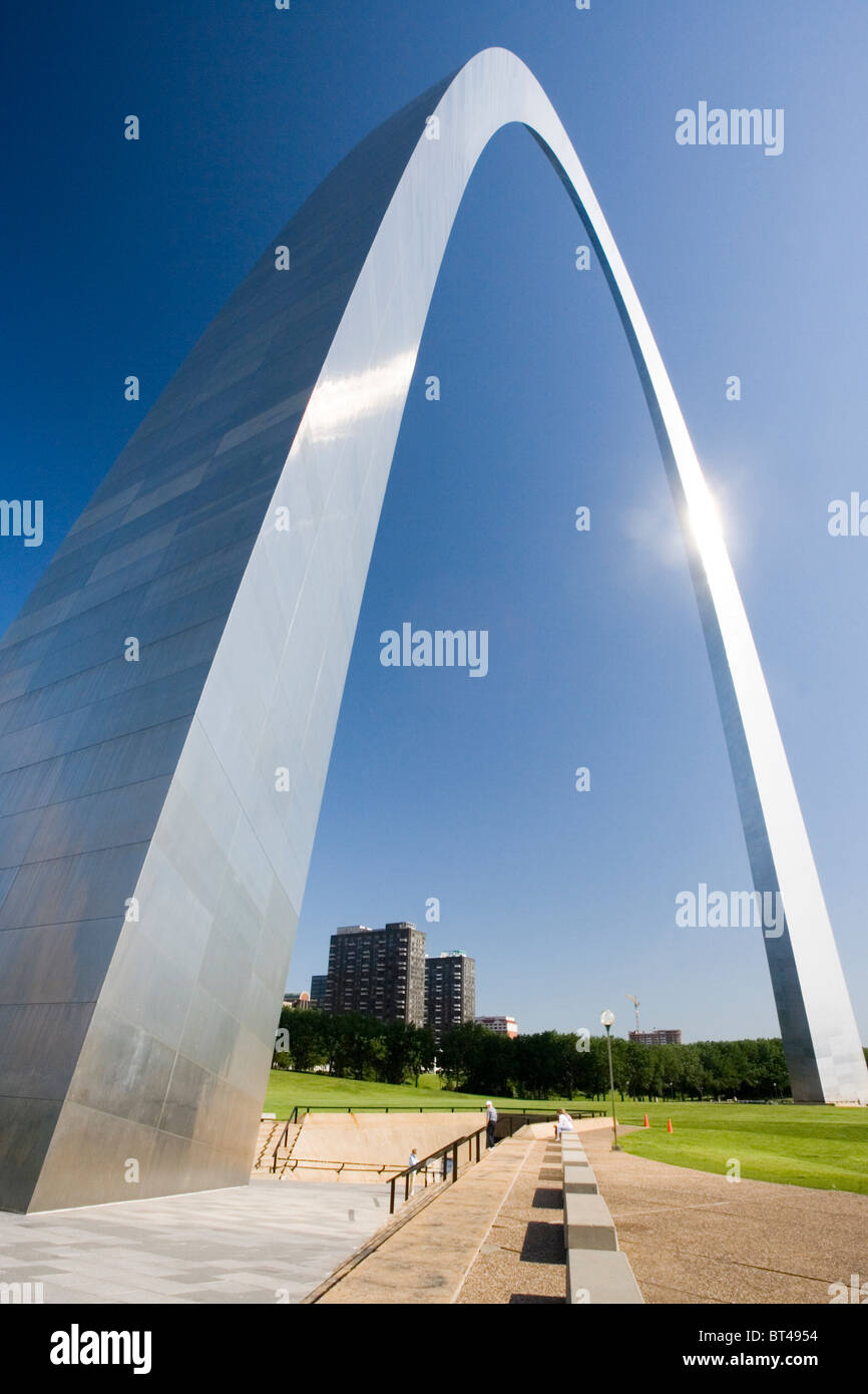 St louis the gateway arch grand arch hi-res stock photography and ...