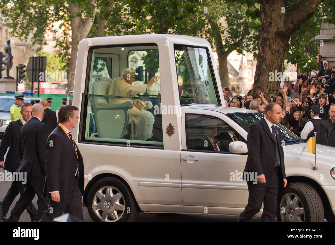 Popemobile hi-res stock photography and images - Alamy