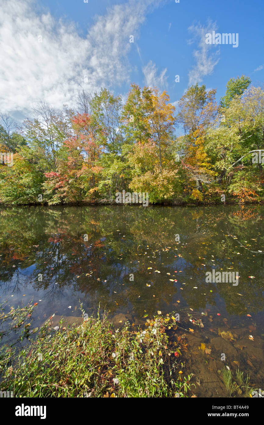 Autumn Colors on the Delaware and Raritan Canal (D&R Canal Stock Photo ...